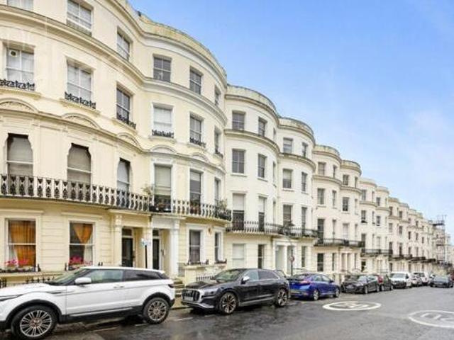 Lansdowne Place, Hove, 2 Bedroom Flat