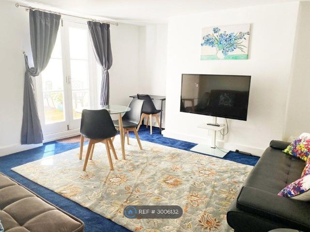 Lansdowne Place, Hove BN3, 1 bed flat to rent, £1,300 pcm | PrimeLocation