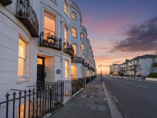 Lansdowne Place, Hove, BN3 – HW Estate Agents