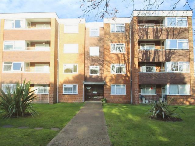 Lansdowne Road, Worthing BN11, 2 bed flat to rent, £1,475 pcm | PrimeLocation