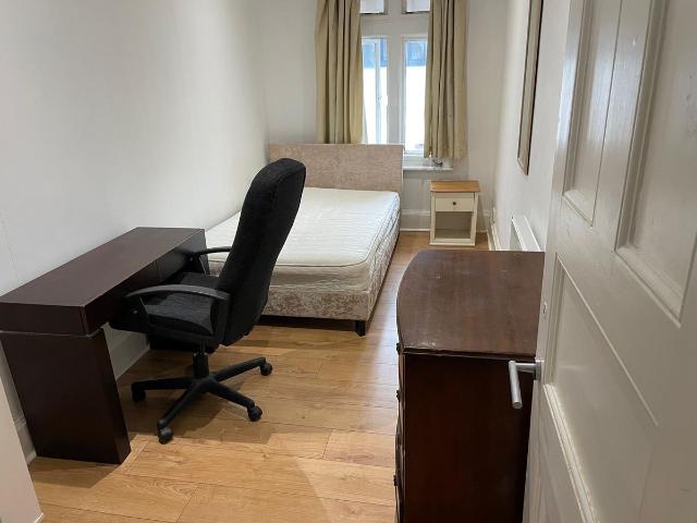 Lansdowne Road, Brighton BN3, Room to rent, £690 pcm | PrimeLocation