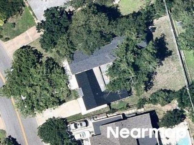 Lansing Dr