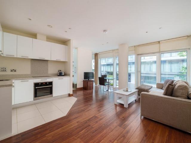 Lanson Building, Chelsea Bridge. 1 bed apartment to rent £2,350 pcm £542 pw