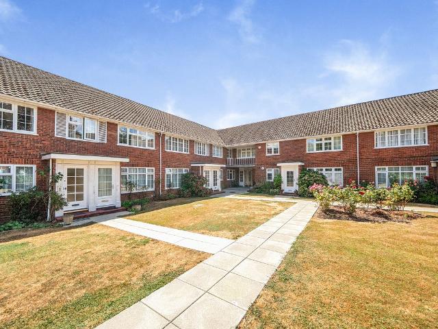 Laburnum Court, Stanmore HA7, 2 bed maisonette to rent, £2,300 pcm | PrimeLocation