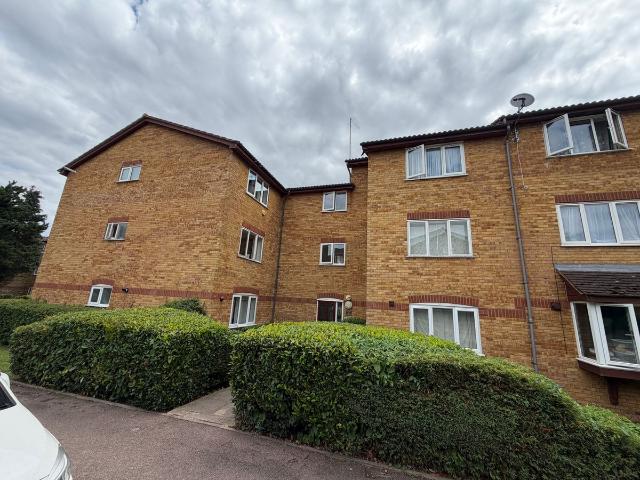 Laburnum Close, London N11, 1 bed flat to rent, £1,450 pcm | PrimeLocation