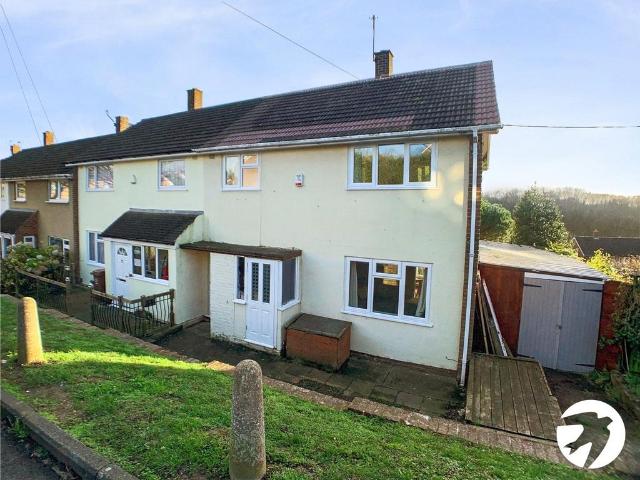Laburnum Road, Rochester, Kent, ME2 3 bed house to rent £1,550 pcm £358 pw