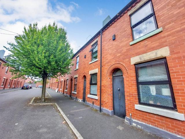 Laburnum Street, Salford M6, 2 bed terraced house to rent, £1,150 pcm | PrimeLocation