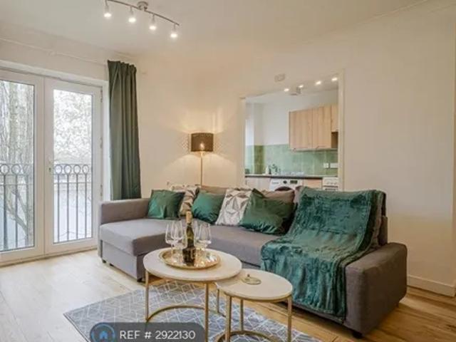 Labrador Quay, Salford, M50 3YH, United Kingdom | 2 bed apartment for rent #125919141 | Rentberry