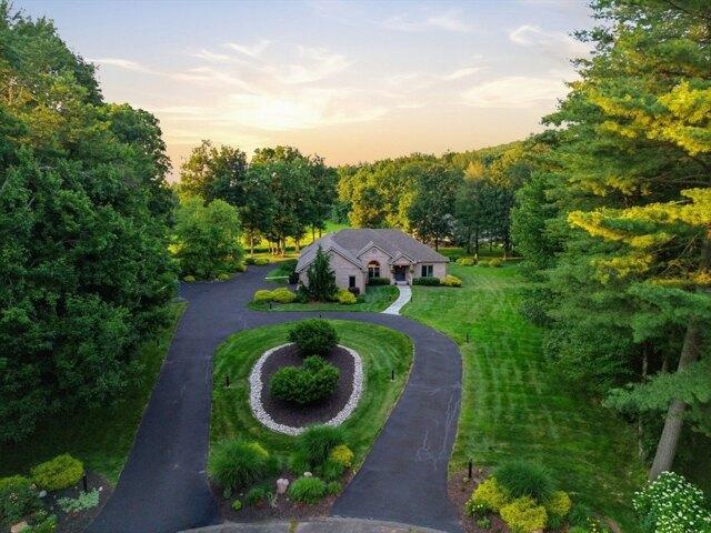 Labrie Ln, Holyoke, Home For Sale