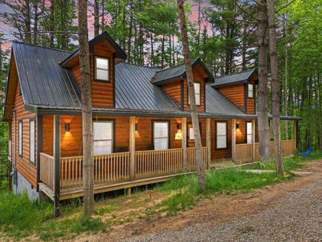 Lacy Ln, Campton, Home For Sale