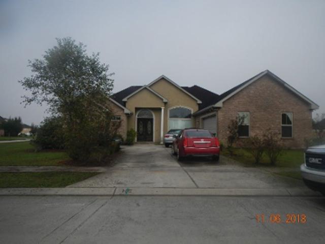 Lac Iberville Dr