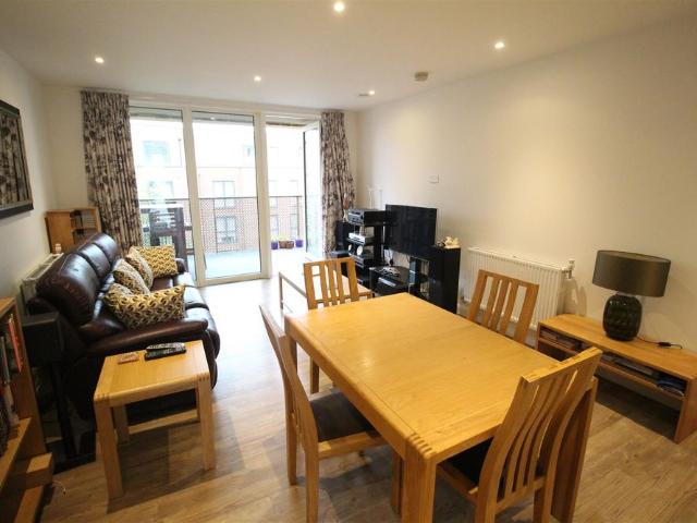 Lacey Drive, HA8 8GA, Edgware