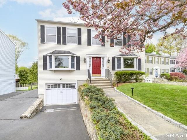 Lacey Ln, Norwalk, Home For Sale