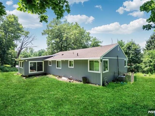 Lackawanna Ave, Woodland Park, Home For Sale