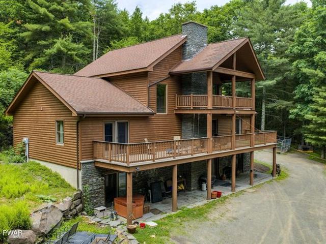 Lackawaxen, PA 18435