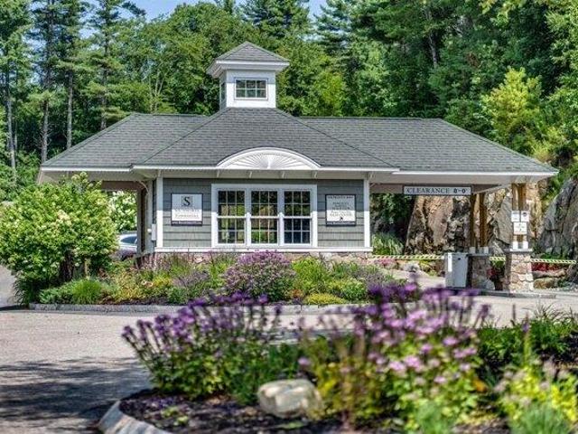 Laconia NH 03246 102632968
