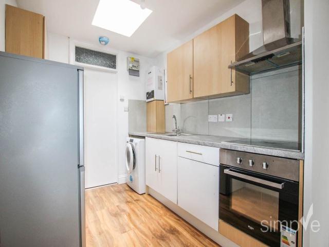 Lady Margaret Road, Southall, Middlesex UB1, Studio to rent, £1,150 pcm | PrimeLocation