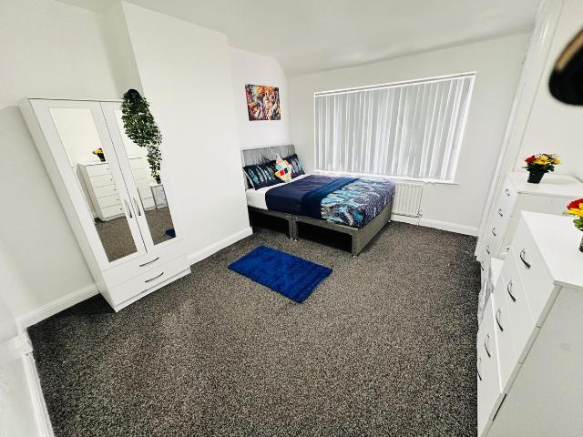 Lady Margaret Road, Southall UB1, Room to rent, £799 pcm | PrimeLocation