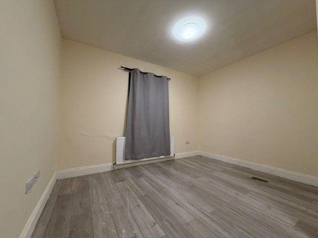Lady Margaret Road, Southall UB1, Studio to rent, £1,000 pcm | PrimeLocation