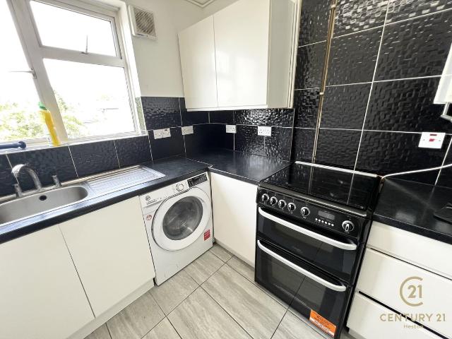Lady Margaret Road, Southall UB1, 3 bed flat to rent, £2,350 pcm | PrimeLocation