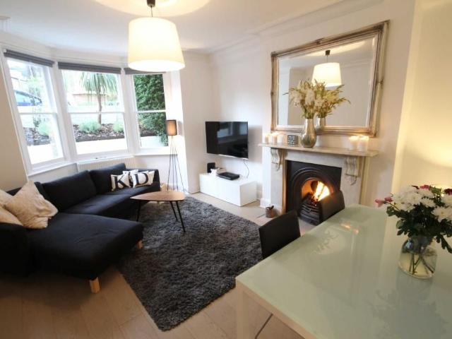 Lady Margaret Road, Tufnell Park N19, 2 bed flat to rent, £2,795 pcm | PrimeLocation