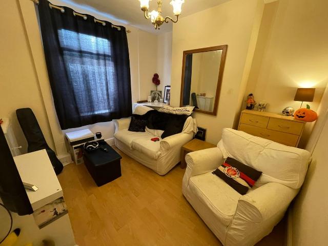 Lady Margaret Terrace, Cardiff CF24, 2 bed property to rent, £1,050 pcm | PrimeLocation