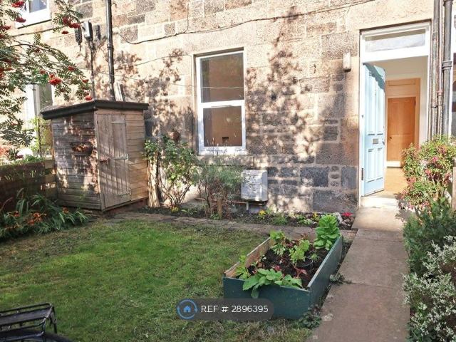 Lady Menzies Place, Edinburgh EH7, 1 bed flat to rent, £1,350 pcm | PrimeLocation