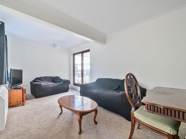 Lady Booth Road, Kingston Upon Thames, Surrey KT1, 1 bed flat to rent, £1,600 pcm | PrimeLocation