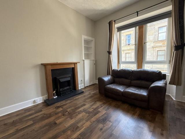 Lady Lane, Paisley, Renfrewshire PA1, 1 bed flat to rent, £675 pcm | PrimeLocation