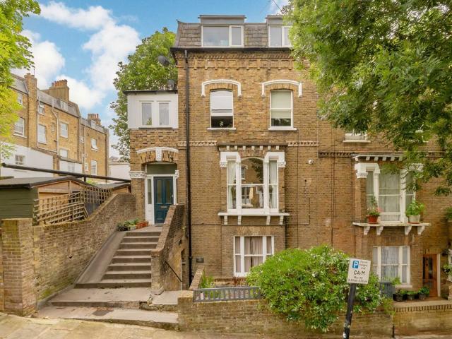 Lady Somerset Road, Kentish Town NW5, 2 bed flat to rent, £2,750 pcm | PrimeLocation