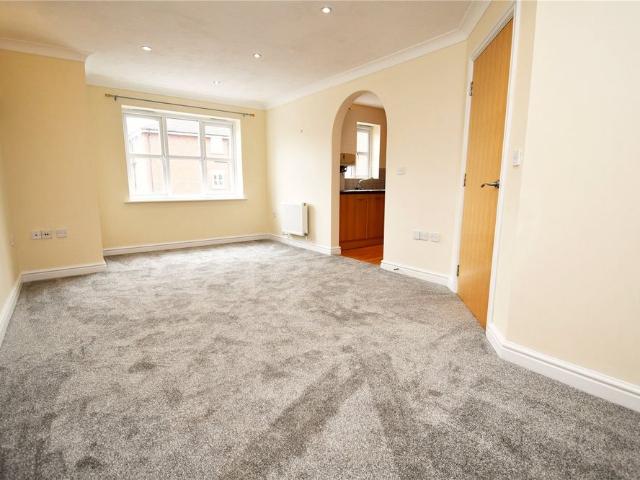 Ladybower Close, CH49 4RY, Wirral