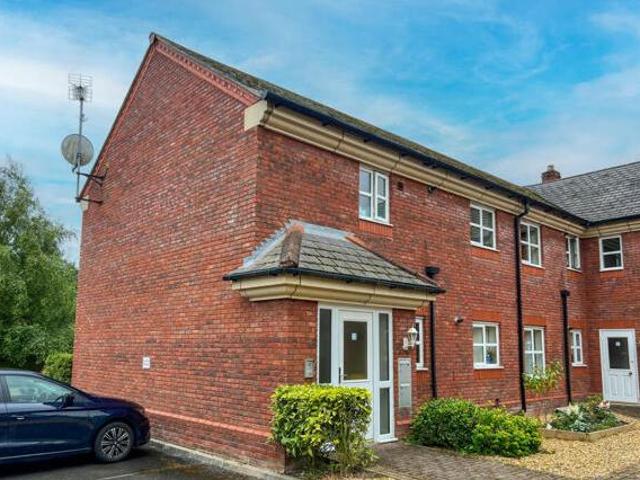 Ladybank Avenue, Fulwood, 2 Bedroom Apartment