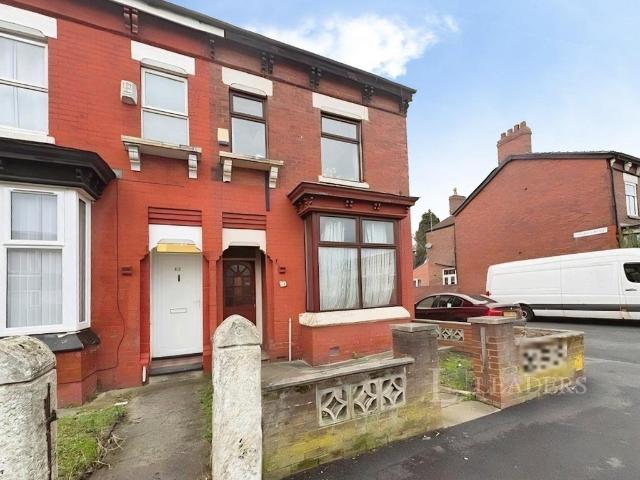 Ladybarn Lane, Manchester, M14 4 bed terraced house to rent £2,149 pcm £496 pw