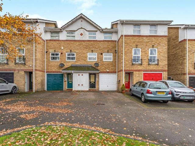 Ladys Close, Watford, Hertfordshire WD18, 3 bed terraced house to rent, £2,500 pcm | PrimeLocation