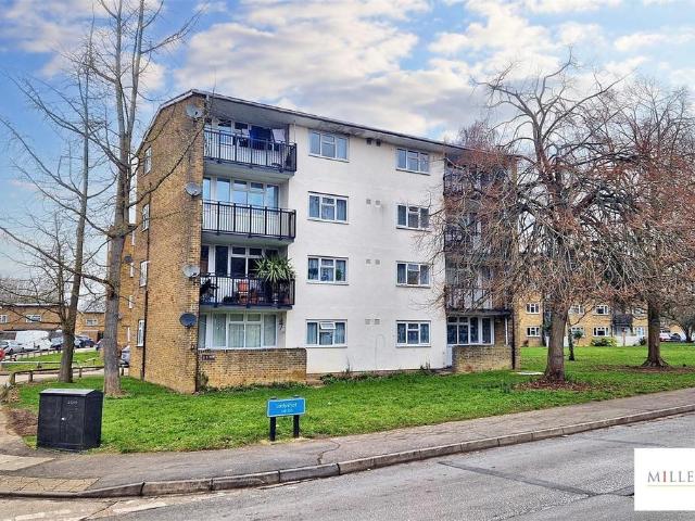 Ladyshot, Harlow 1 bed flat to rent £1,050 pcm £242 pw
