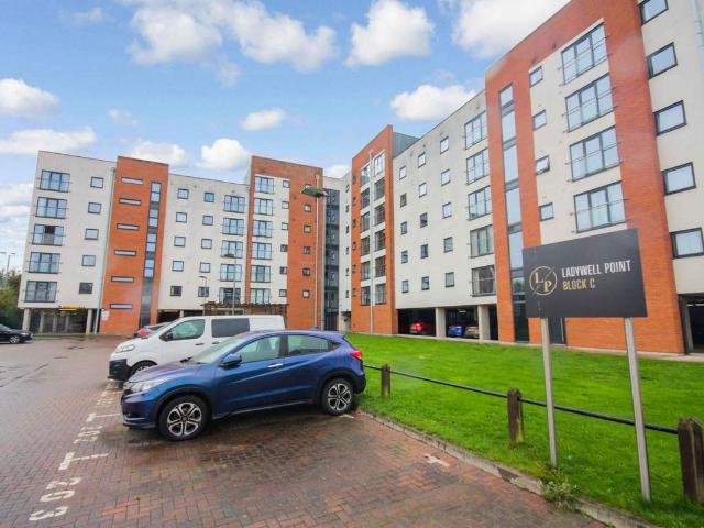 Ladywell Point, Pilgrims Way, Salford M50, 2 bed flat to rent, £1,175 pcm | PrimeLocation