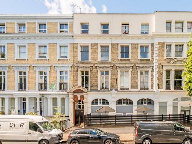 Ladbroke Grove, Notting Hill W11, 2 bed flat to rent, £3,500 pcm | PrimeLocation