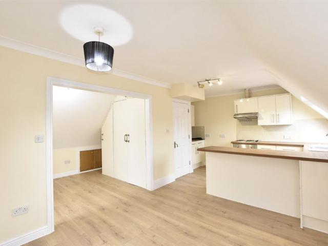 Ladbroke Road, Redhill, Surrey, RH1