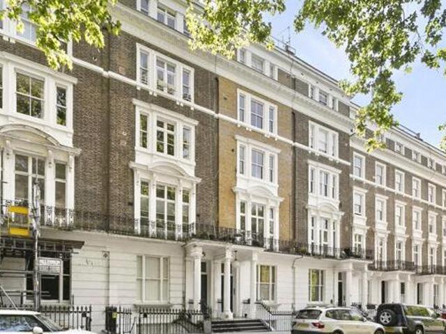 Ladbroke Square, London, 2 Bedroom Apartment