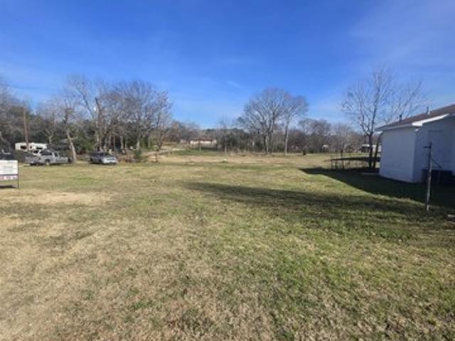 Ladd St, Jacksonville, TX 75766