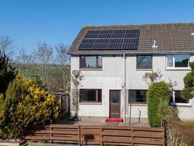 Ladeside, Reston, 3 Bedroom End