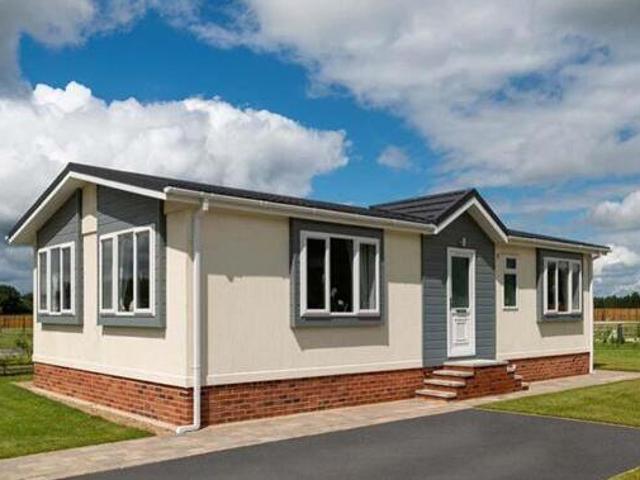 Ladstone Park Butterworth End Lane, Norland, 2 Bedroom Park