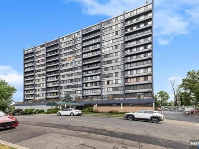 Lafayette Ave Apt G, Passaic, Condo For Sale