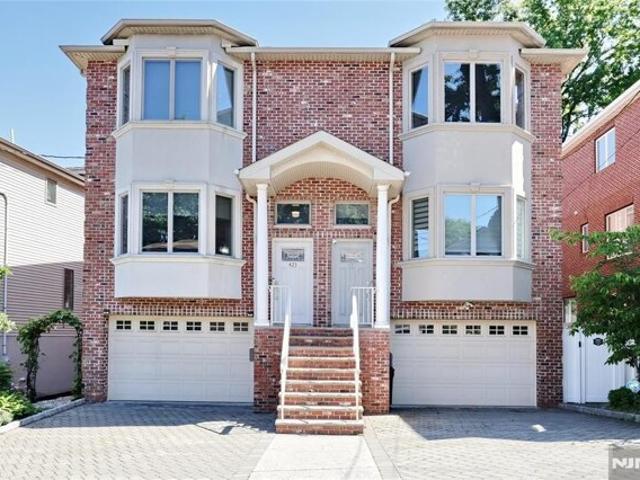 Lafayette Ave, Cliffside Park, Condo For Sale