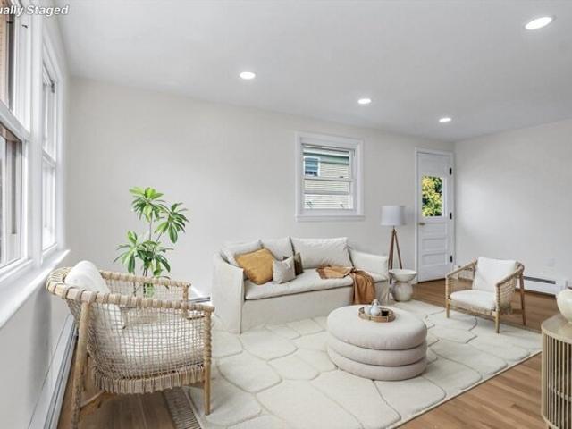 Lafayette Ave, Lawrence, Home For Sale
