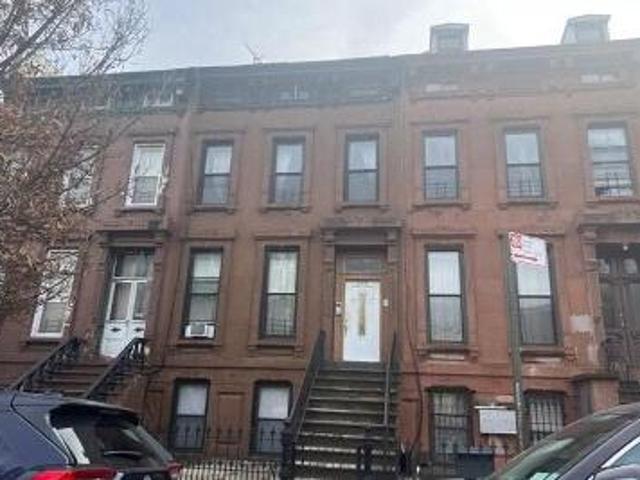 Lafayette Ave