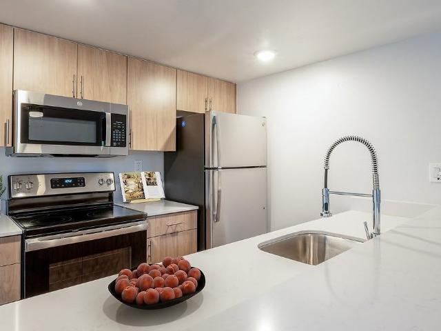 Lafayette Highlands 2 Bedroom Apartment for Rent at 1076 Carol Ln, Lafayette, CA 94549