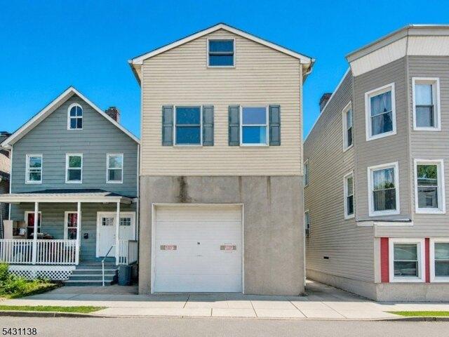 Lafayette St, City Of Orange Township, Home For Sale