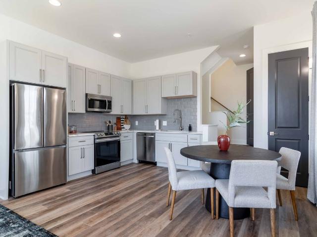 LaFrance Square 1 Bedroom Apartment for Rent at 250 Arizona Ave Ne, Atlanta, GA 30307 Edgewood