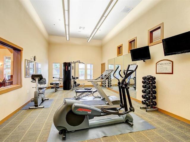 Laguna Creek 2 Bedroom Apartment for Rent at 8760 Center Pkwy, Elk Grove, CA 95758